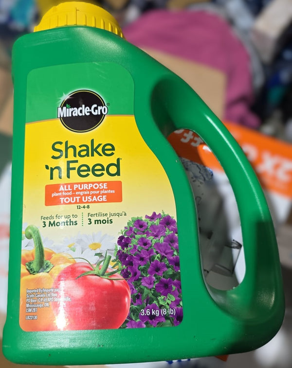 MIRACLE-GRO SHAKE’N FEED 3.6KG